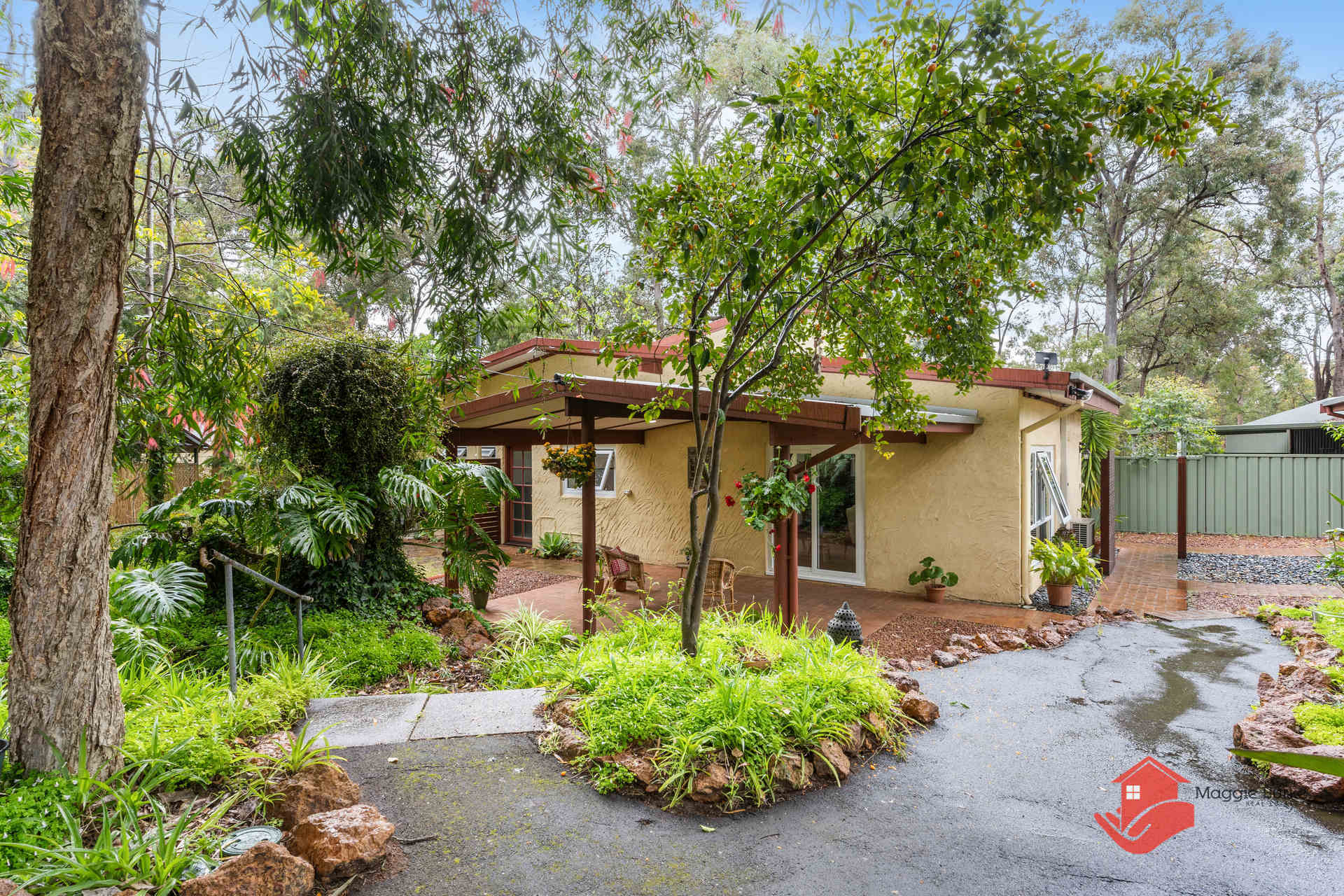 143 Holden Road, Roleystone WA 6111 | Maggie Burke Real Estate