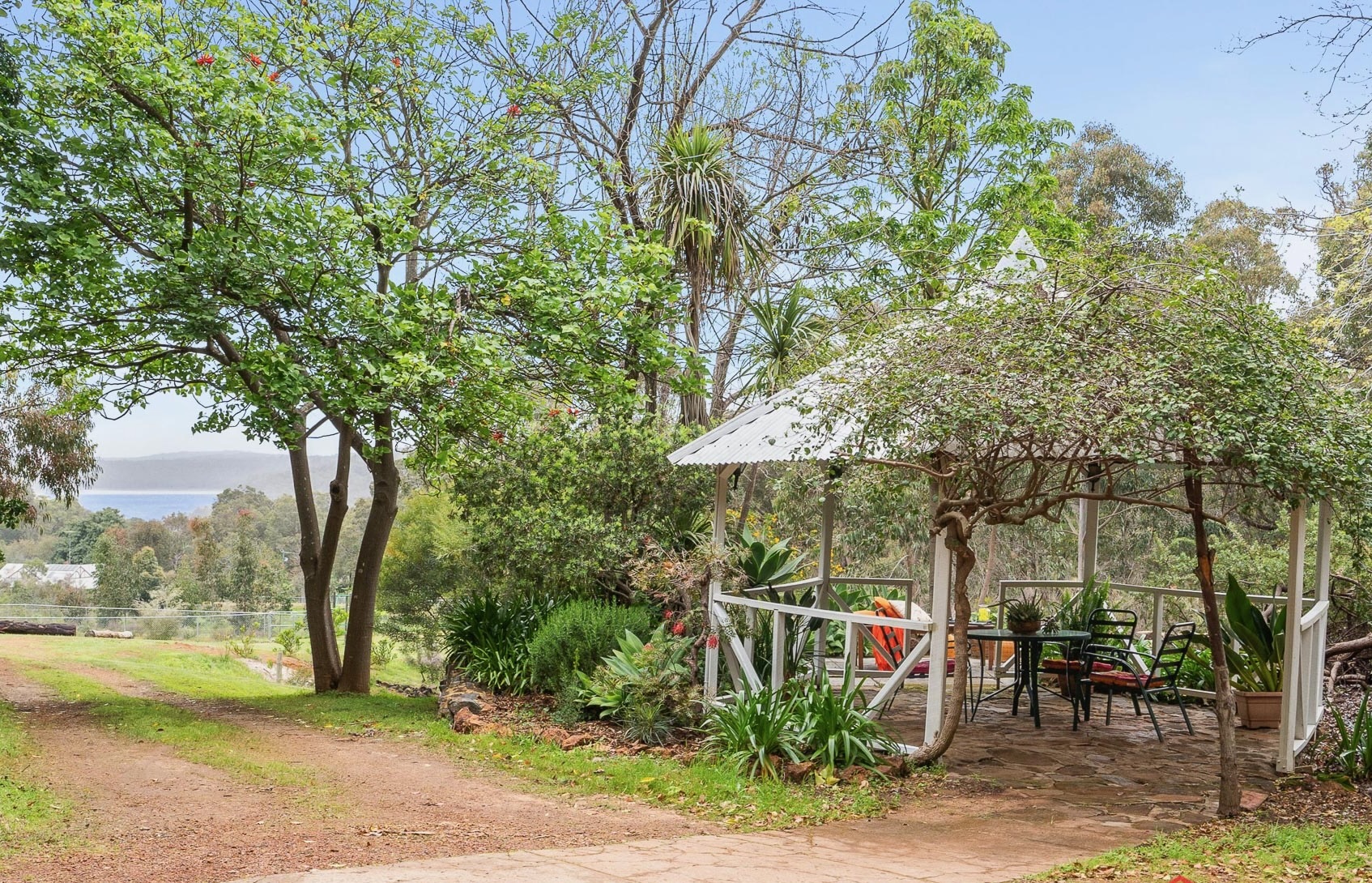 23 Old Admiral Lane, Bedfordale WA 6112 | Maggie Burke Real Estate